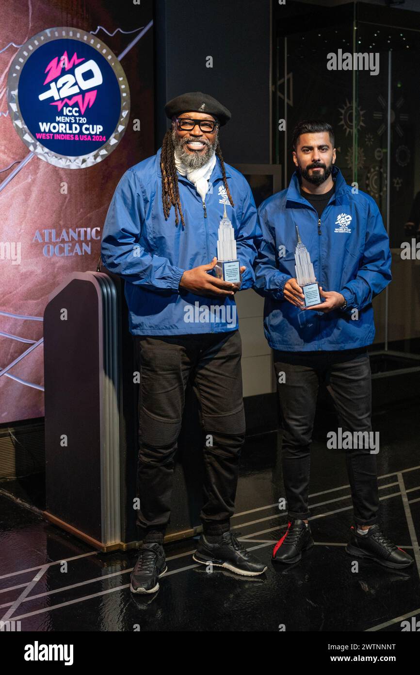 Professional cricketers Chris Gayle of West Indies and Ali Khan of team ...