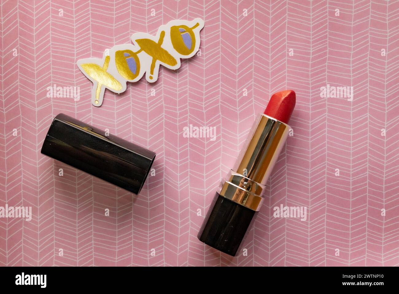 Pastel pink lipstick hi-res stock photography and images - Alamy