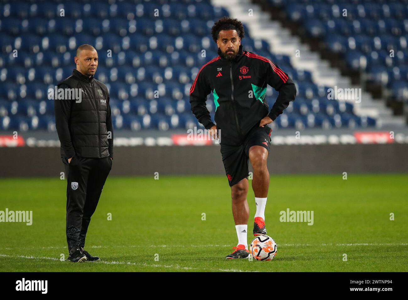 Tom Huddlestone of Manchester United during the Premier League 2 U23 ...