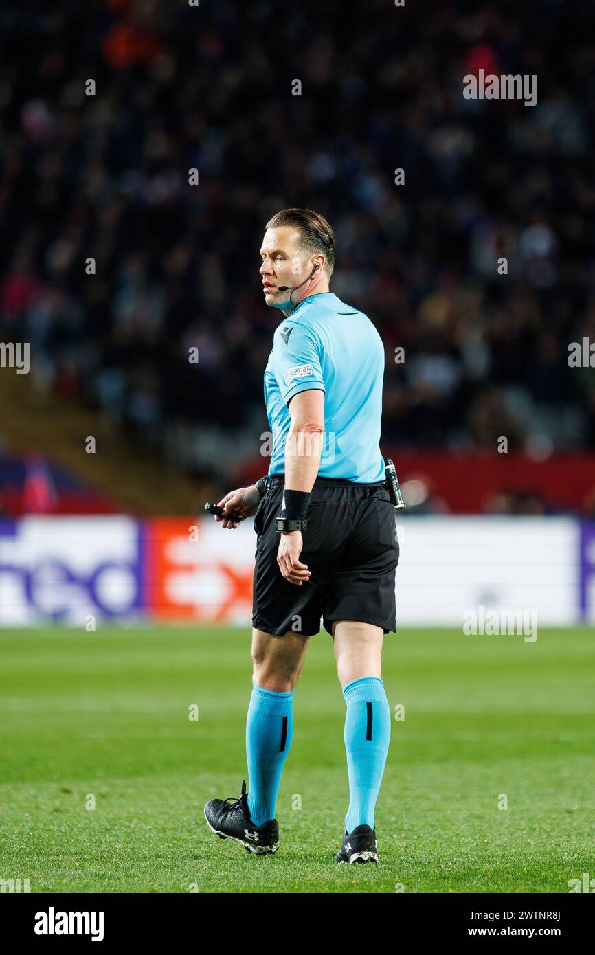 Barcelona, Spain. 12th Mar, 2024. The referee Danny Makkelie in action ...