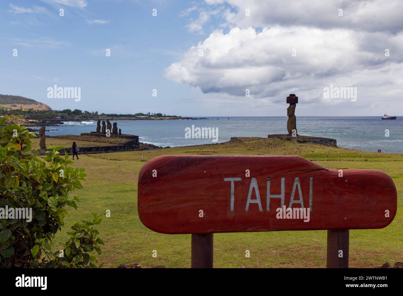 Hanga Roa, Easter Island, Chile. 26th Dec 2023. Hanga Roa, the only ...