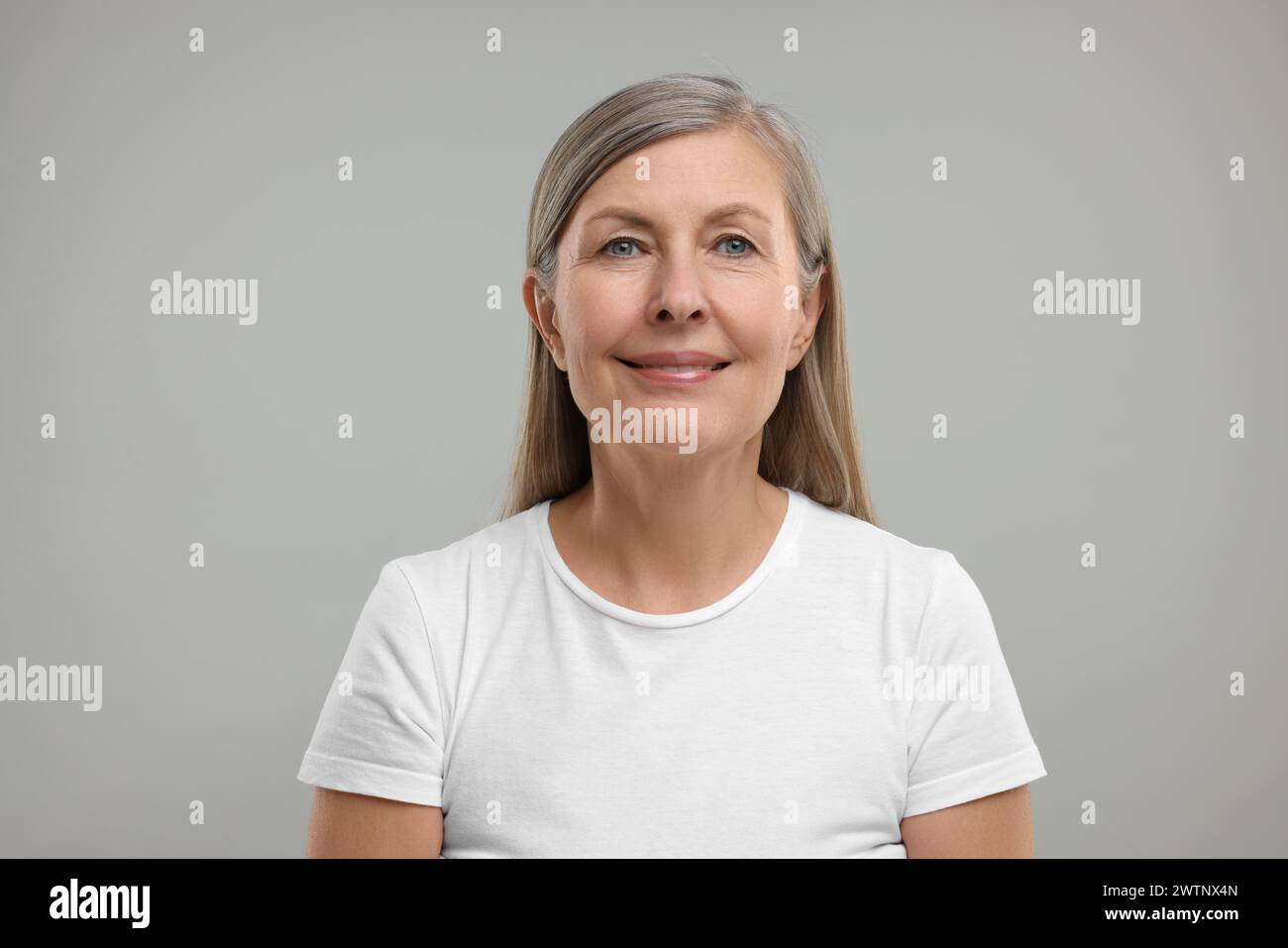 Skin care beautiful model hi-res stock photography and images - Alamy