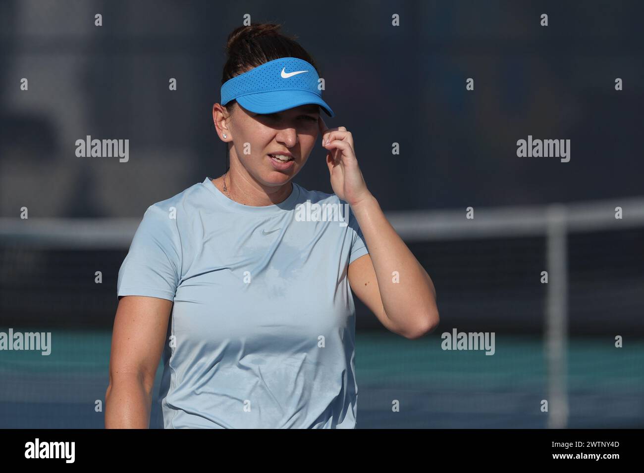 2024 miami open day 3 practice court hi-res stock photography and ...