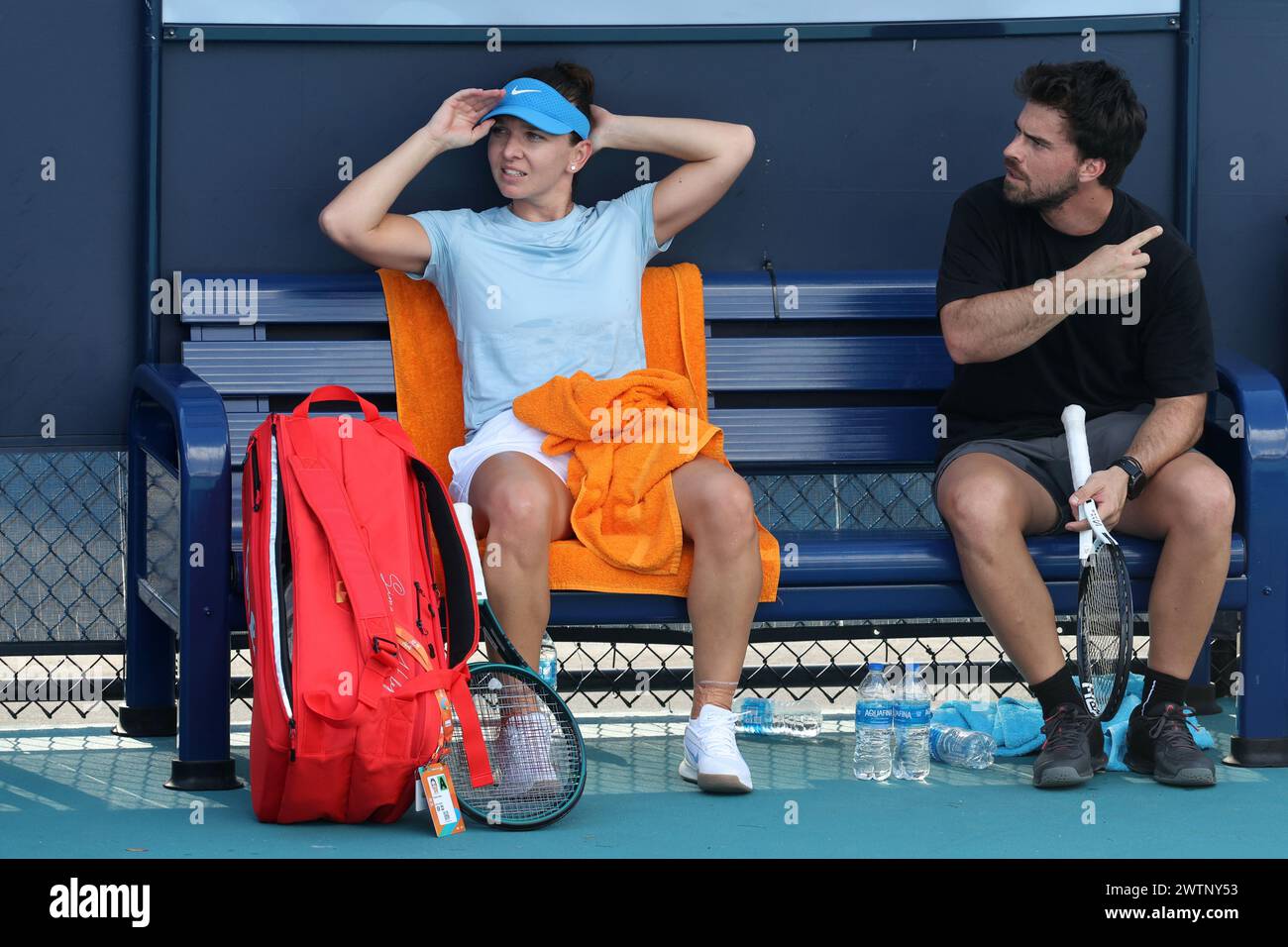 MIAMI GARDENS, FLORIDA - MARCH 18: Simona Halep day 3 of the Miami Open ...