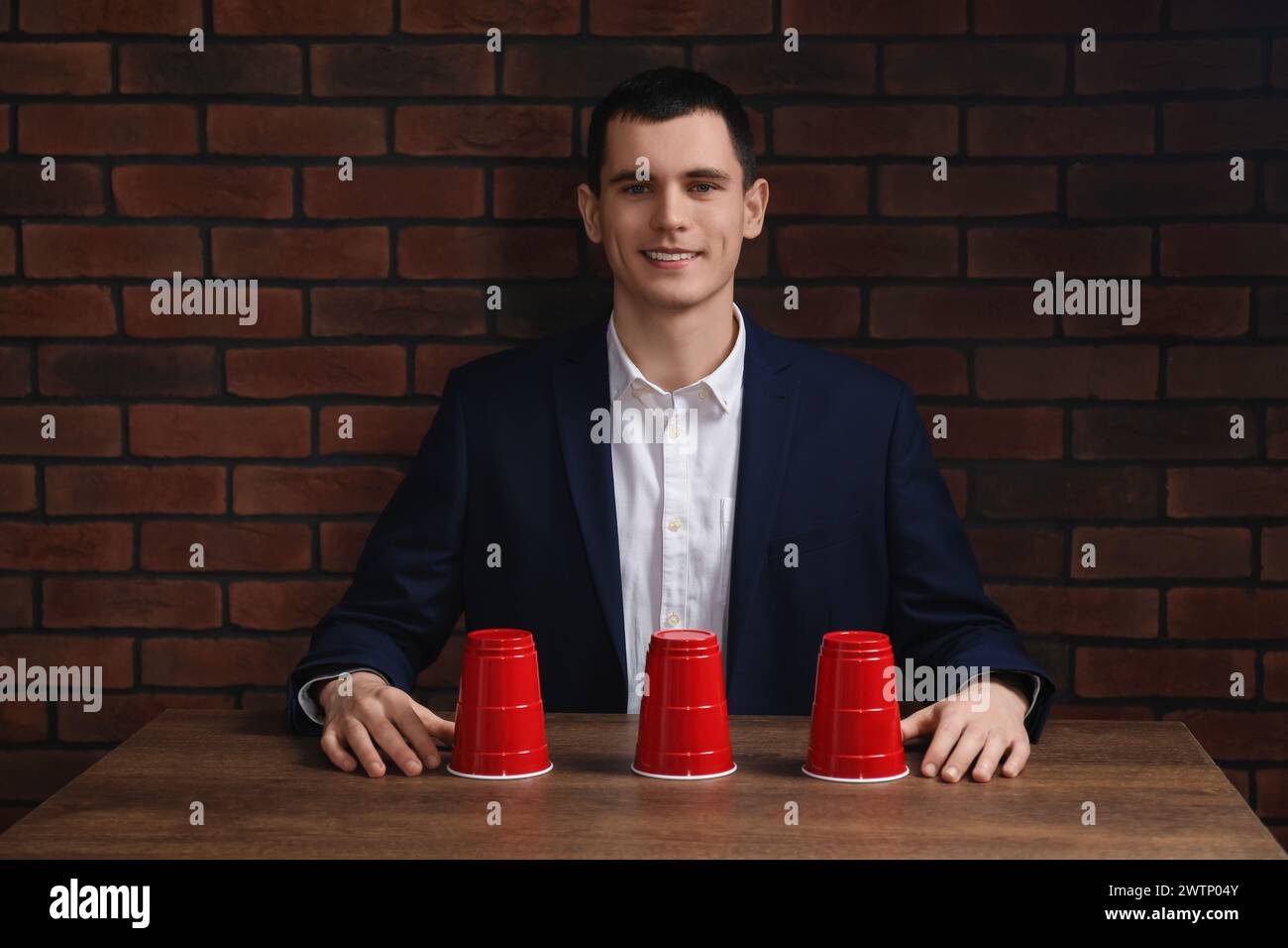 Playing game for prize hi-res stock photography and images - Alamy