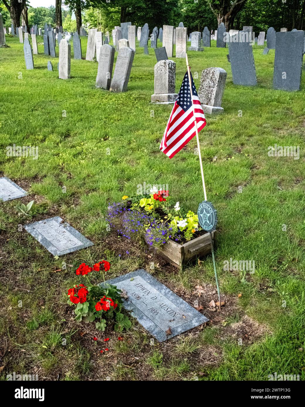 The Wendell Center Cemetery on the Wendell Town Common Stock Photo - Alamy