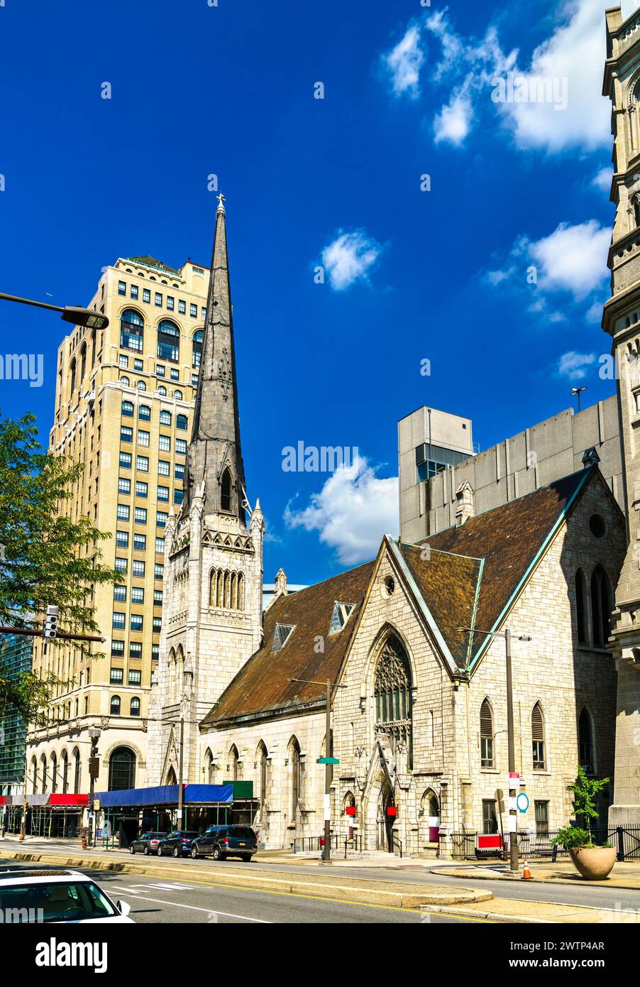 Street church philadelphia hi-res stock photography and images - Alamy