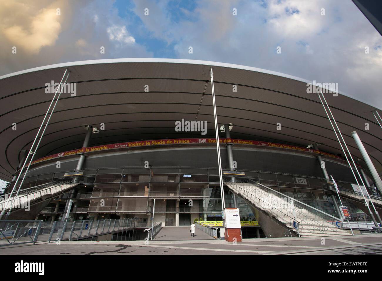 Stadium sports stairway hi-res stock photography and images - Alamy