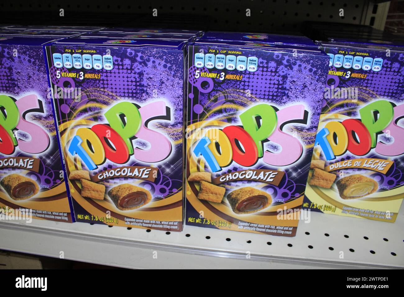 Cereal boxes hi-res stock photography and images - Alamy