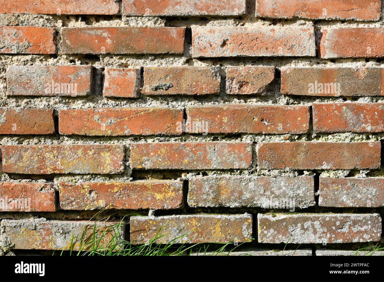 Old orange bricks hi-res stock photography and images - Alamy