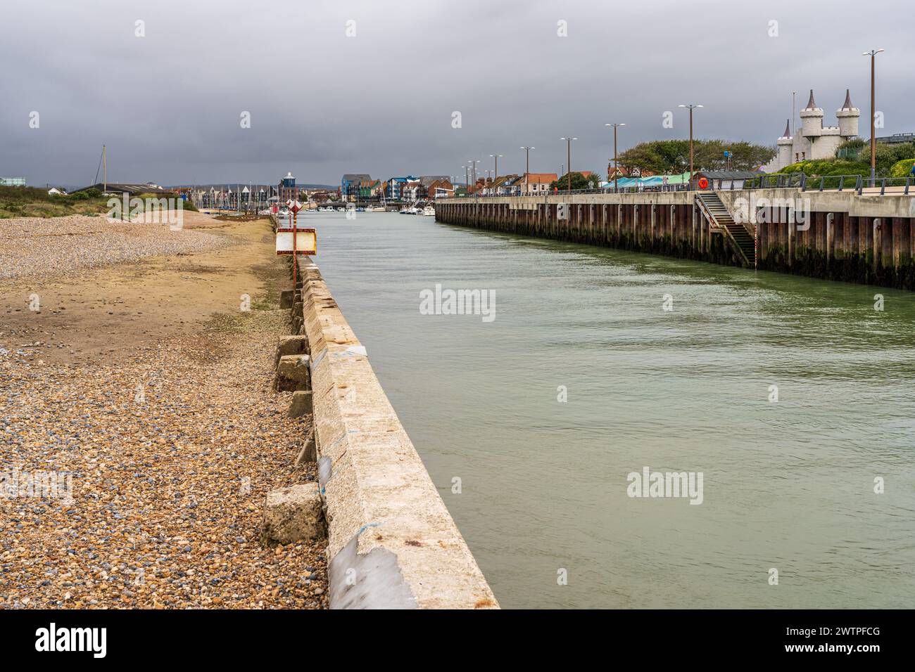 Littlehampton, West Sussex, England, UK - October 04, 2022: The Arun ...
