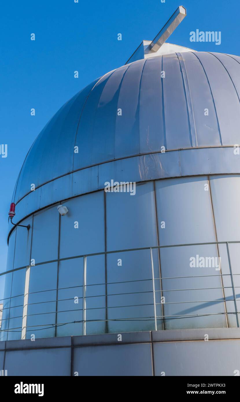 Metallic dome hi-res stock photography and images - Alamy