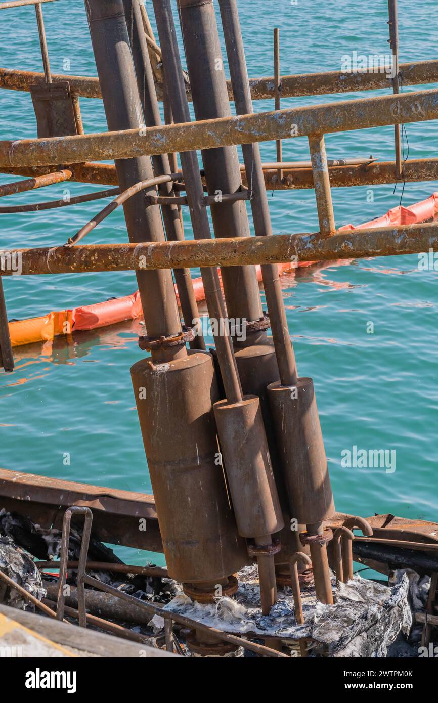 Barrier ship image hi-res stock photography and images - Alamy