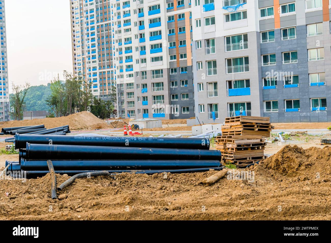 High ground building hi-res stock photography and images - Alamy