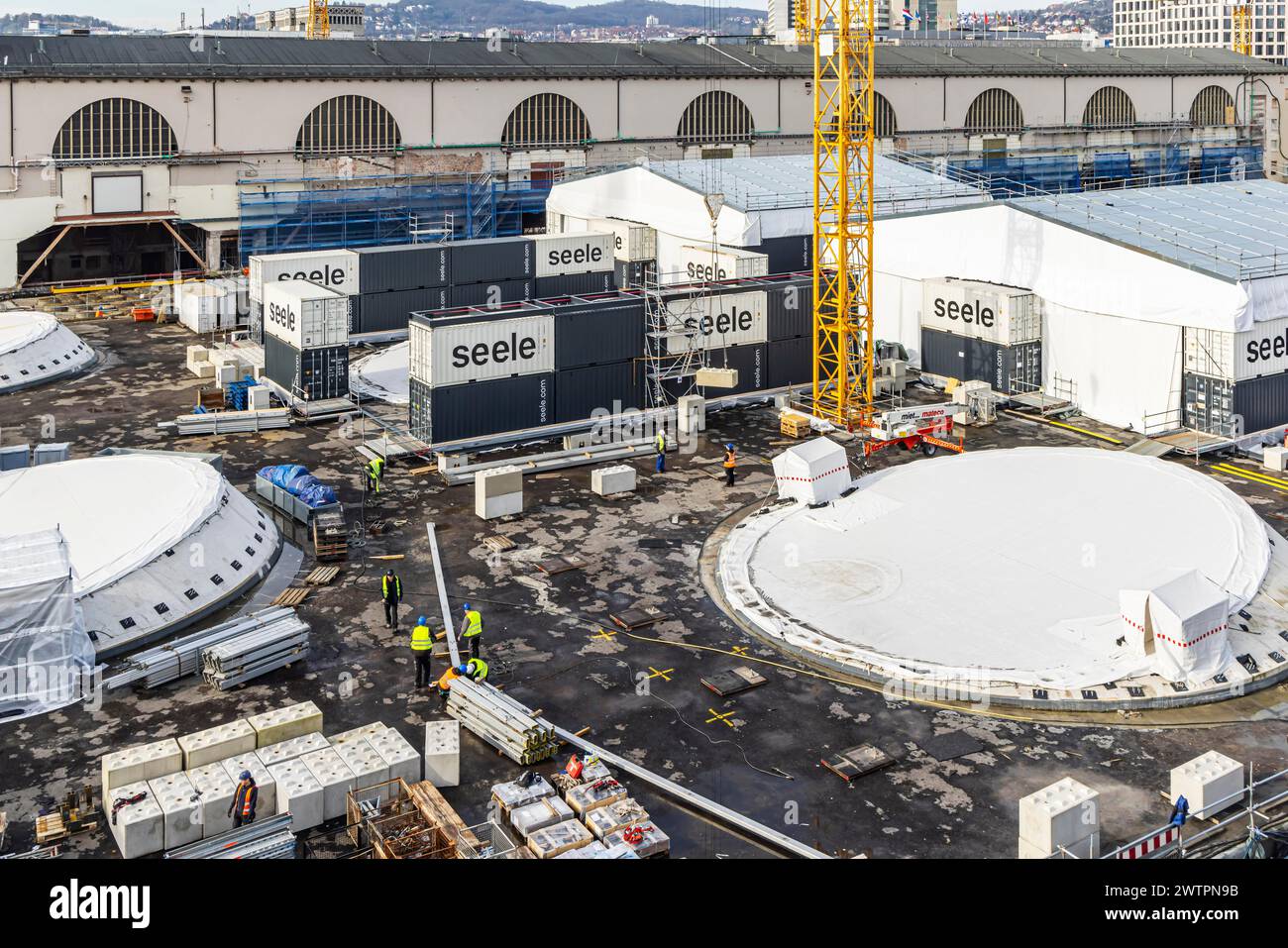 Stuttgart21 construction site. 27 light eyes will illuminate the new ...