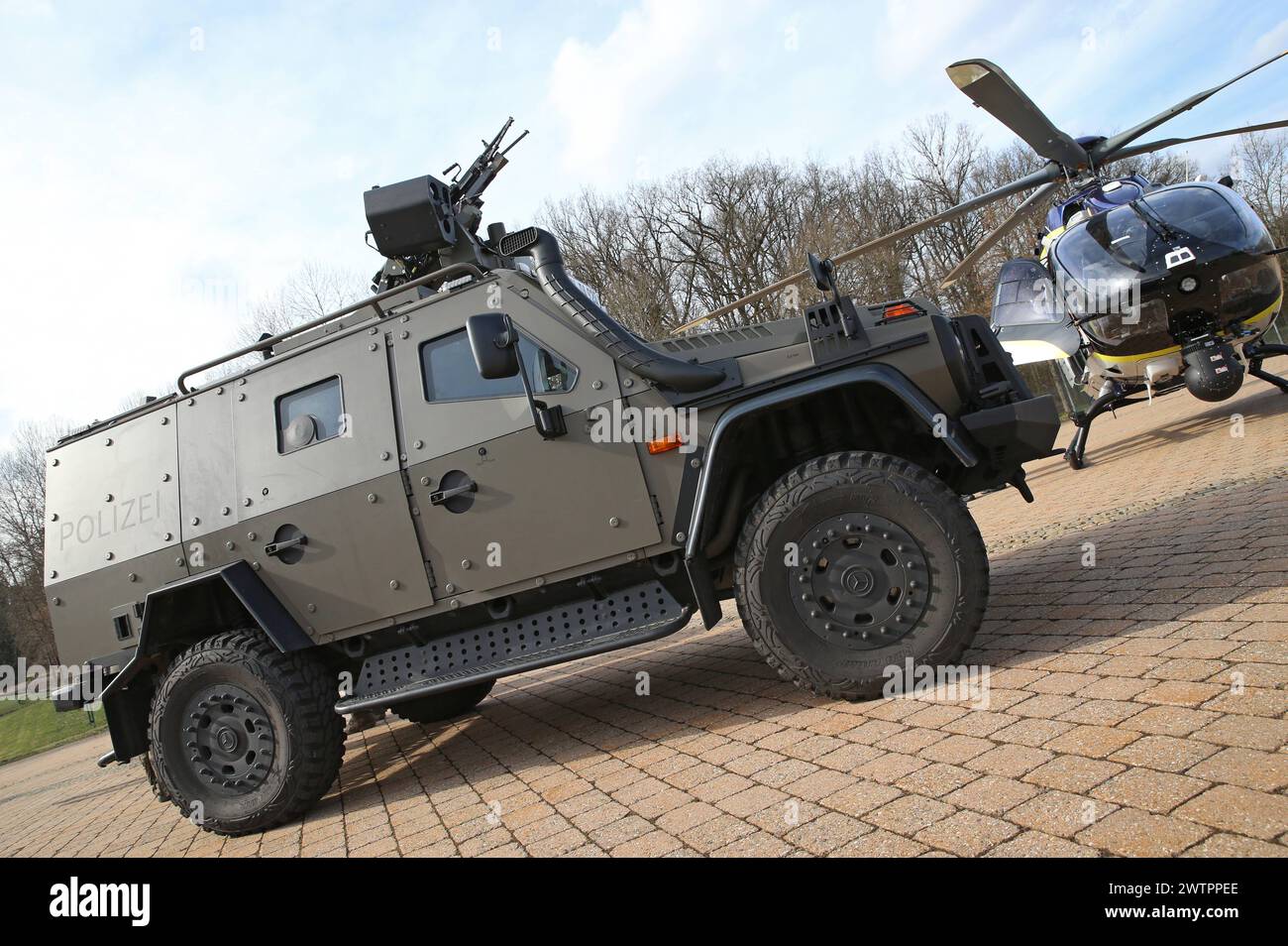 Panzerung panzer panzerung panzer panzer hi-res stock photography and ...