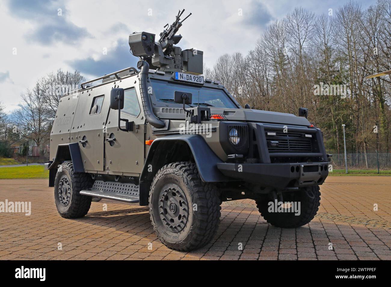 Panzerung panzer panzerung panzer panzer hi-res stock photography and ...