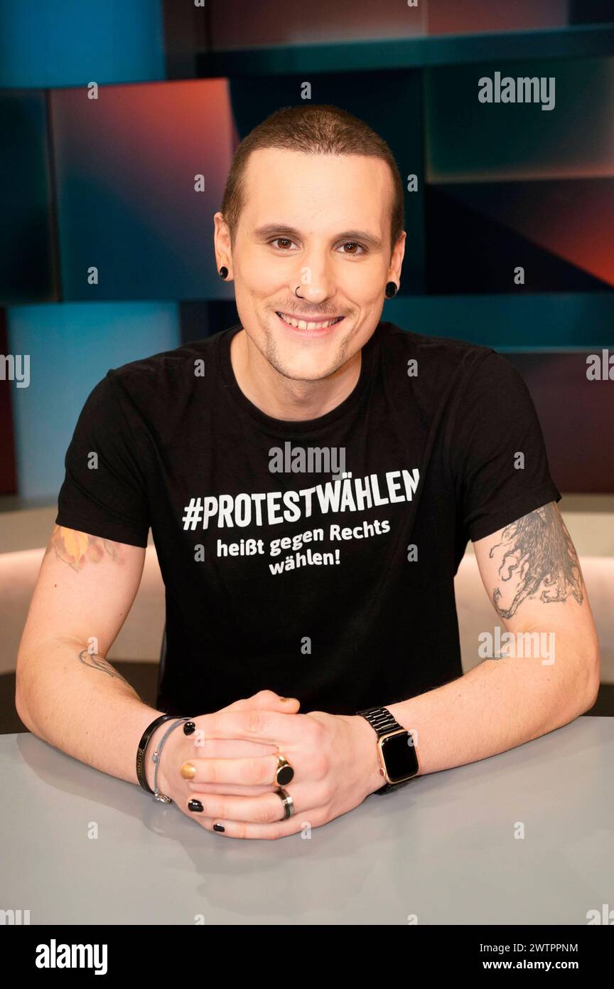 Anthony in der ARD-Talkshow hart aber fair im Studio Adlershof. Berlin ...