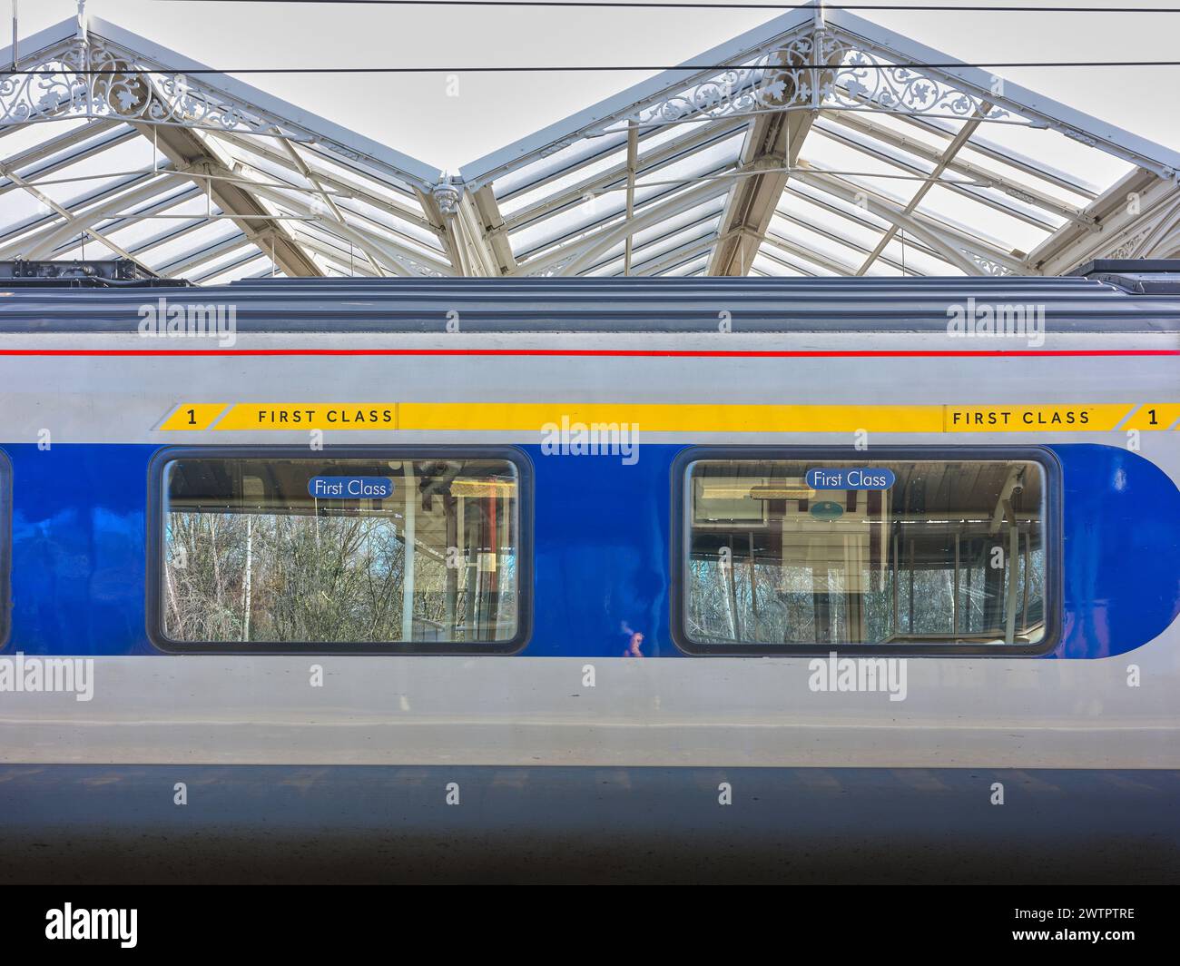 First class carriage hi-res stock photography and images - Alamy