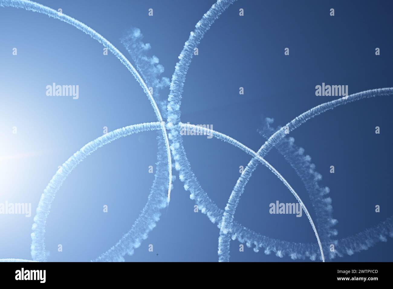 Japan's Air Self Defense Force (JASDF) aerobatic team Blue Impulse ...