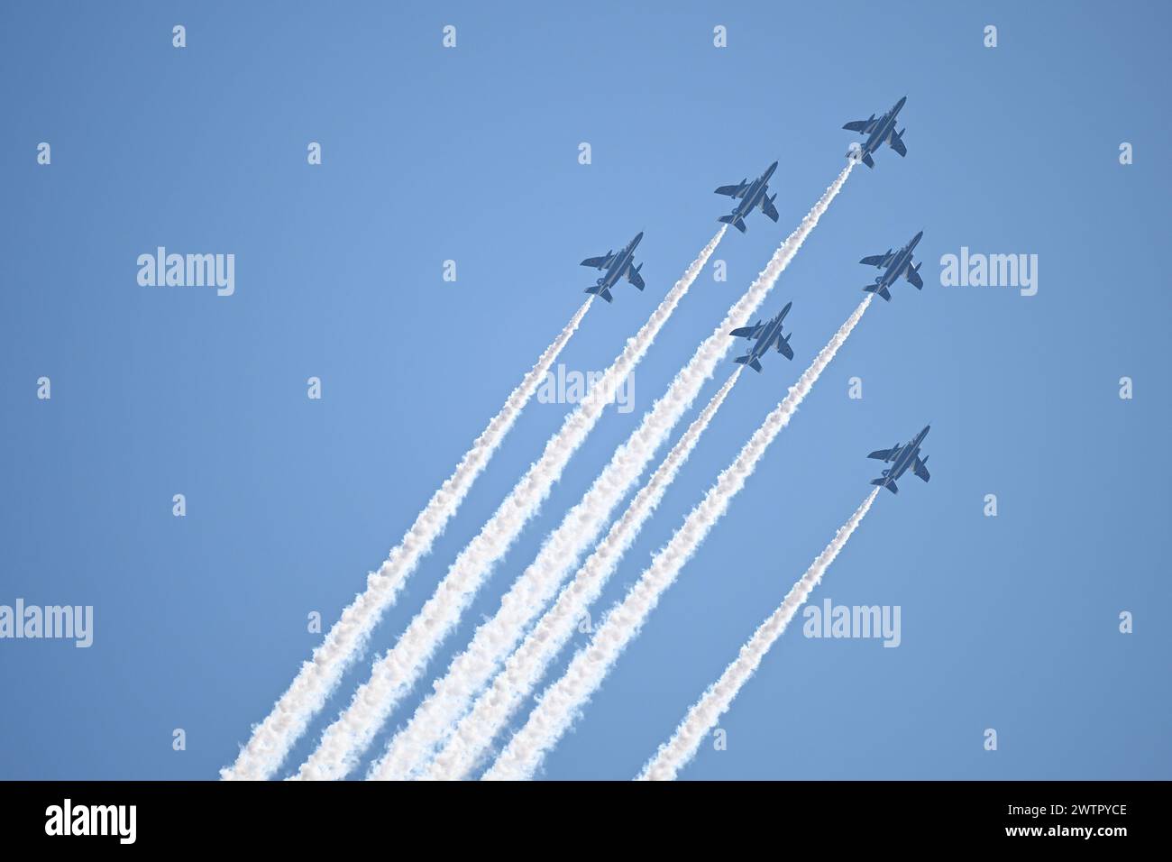 Japan's Air Self Defense Force (JASDF) aerobatic team Blue Impulse ...