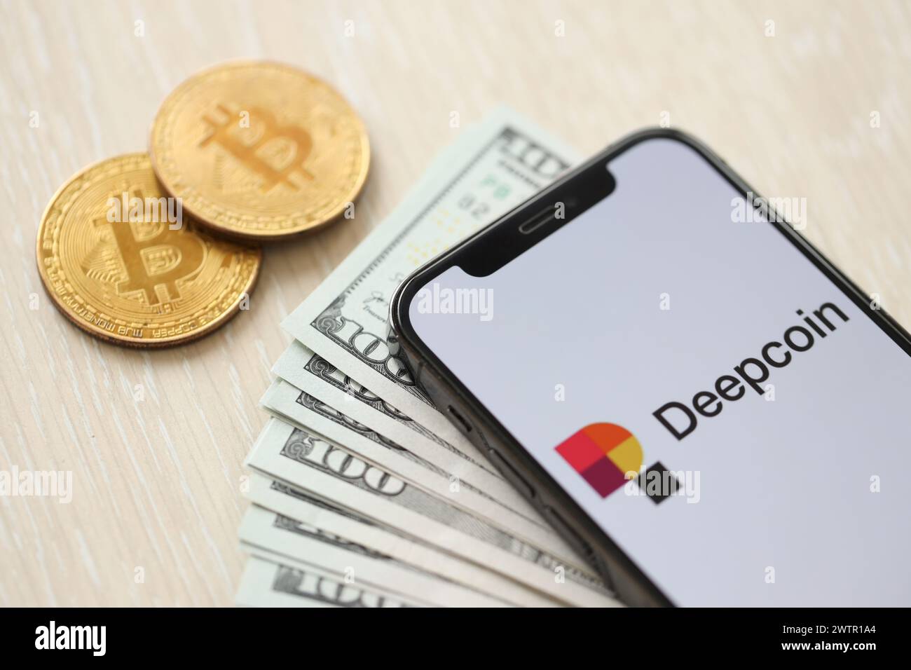 Deepcoin logo hi-res stock photography and images - Alamy