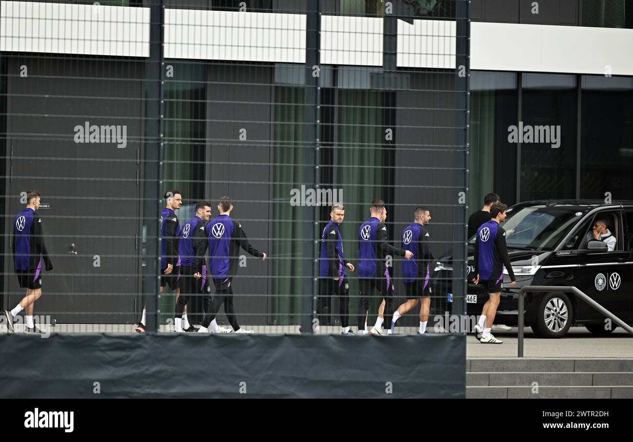 19 March 2024, Hesse, Frankfurt/Main: Soccer: National team, before the ...