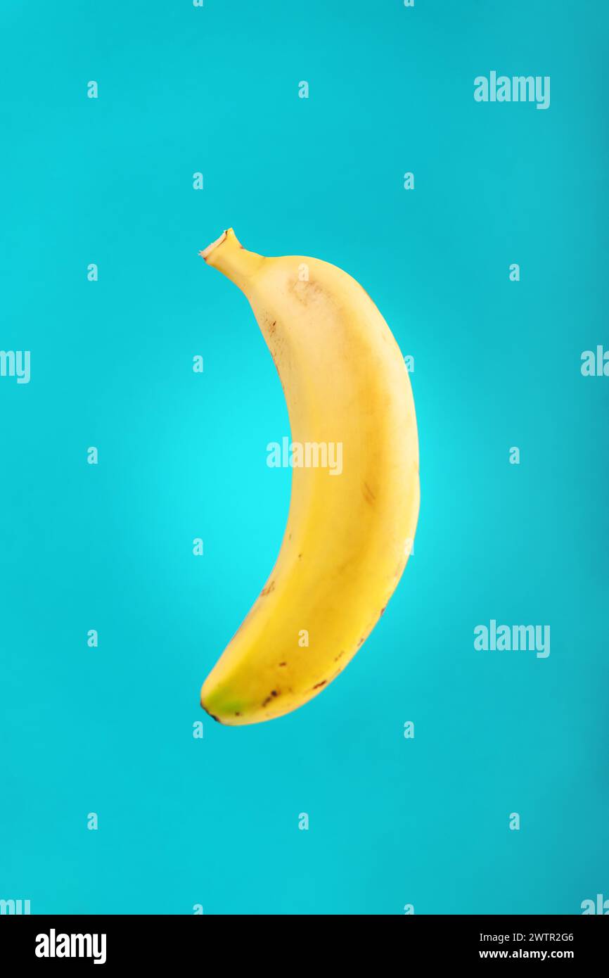 Bright yellow banana hi-res stock photography and images - Alamy