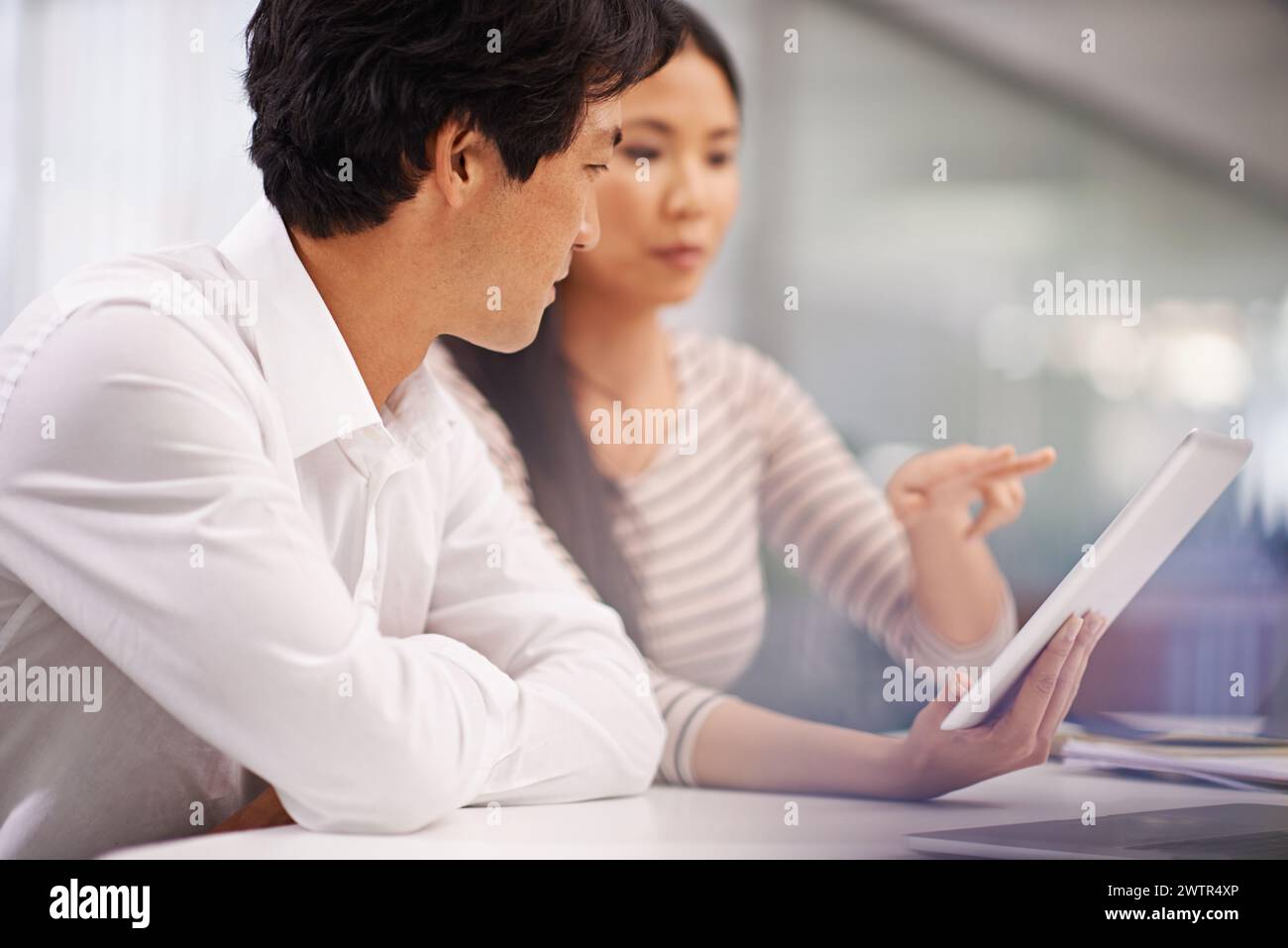 Help, people and work in collaboration with tablet at Japanese startup ...