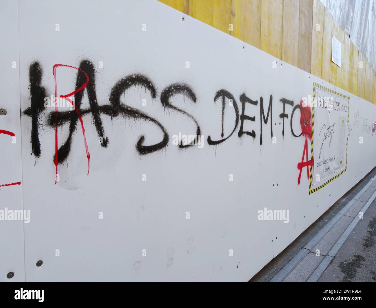 Anton Geisser 19.03.2024 AG Schweiz. Bild: Hass dem FC Aarau hinweis an ...