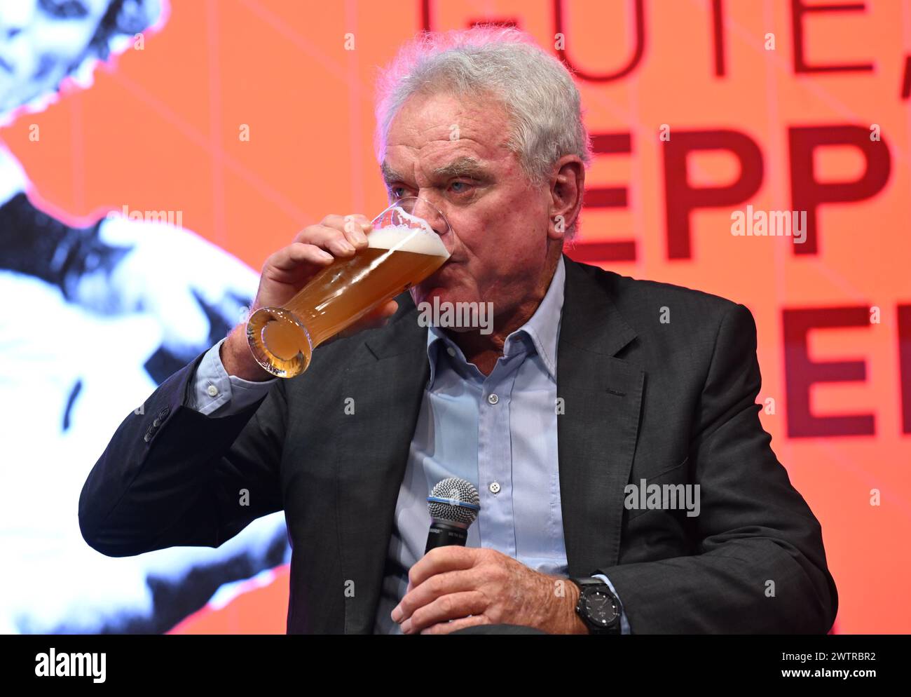 Munich, Germany. 19th Mar, 2024. Soccer: Bundesliga. Former FC Bayern ...