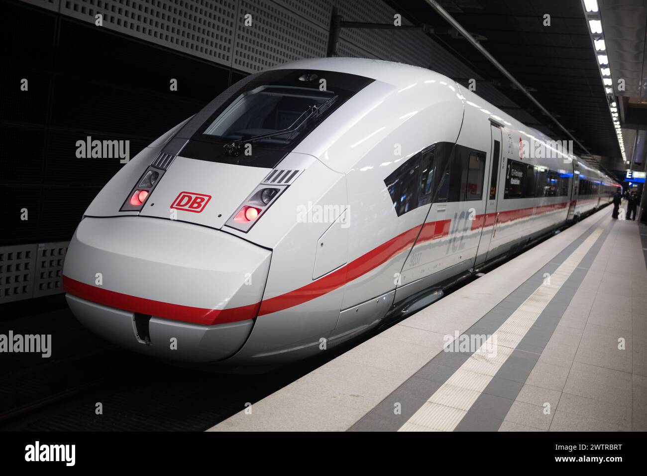 4 train seats hi-res stock photography and images - Alamy