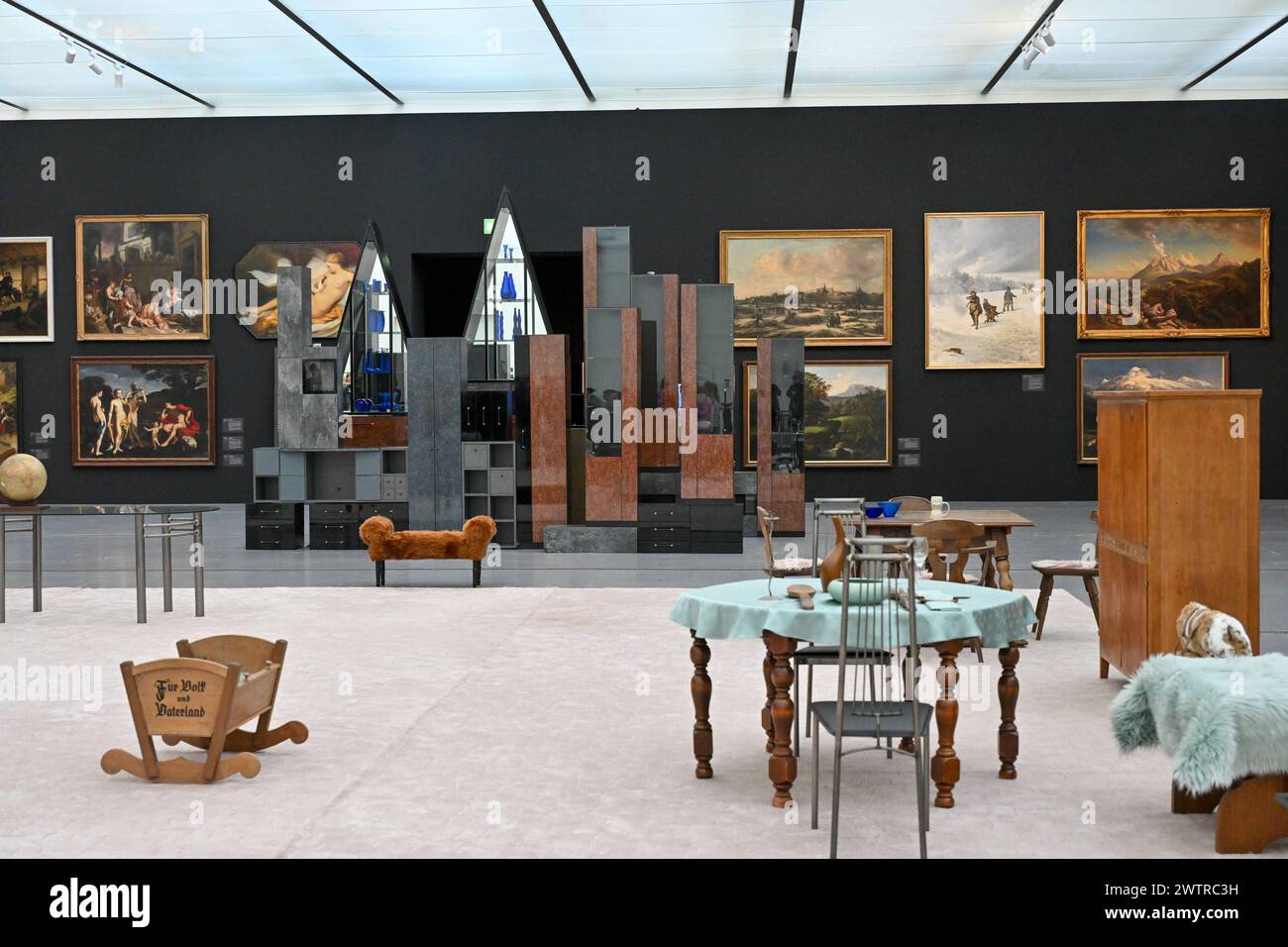 Lentos Kunstmuseum, Die Reise der Bilder, Hitlers Kulturpolitik 19.03. ...