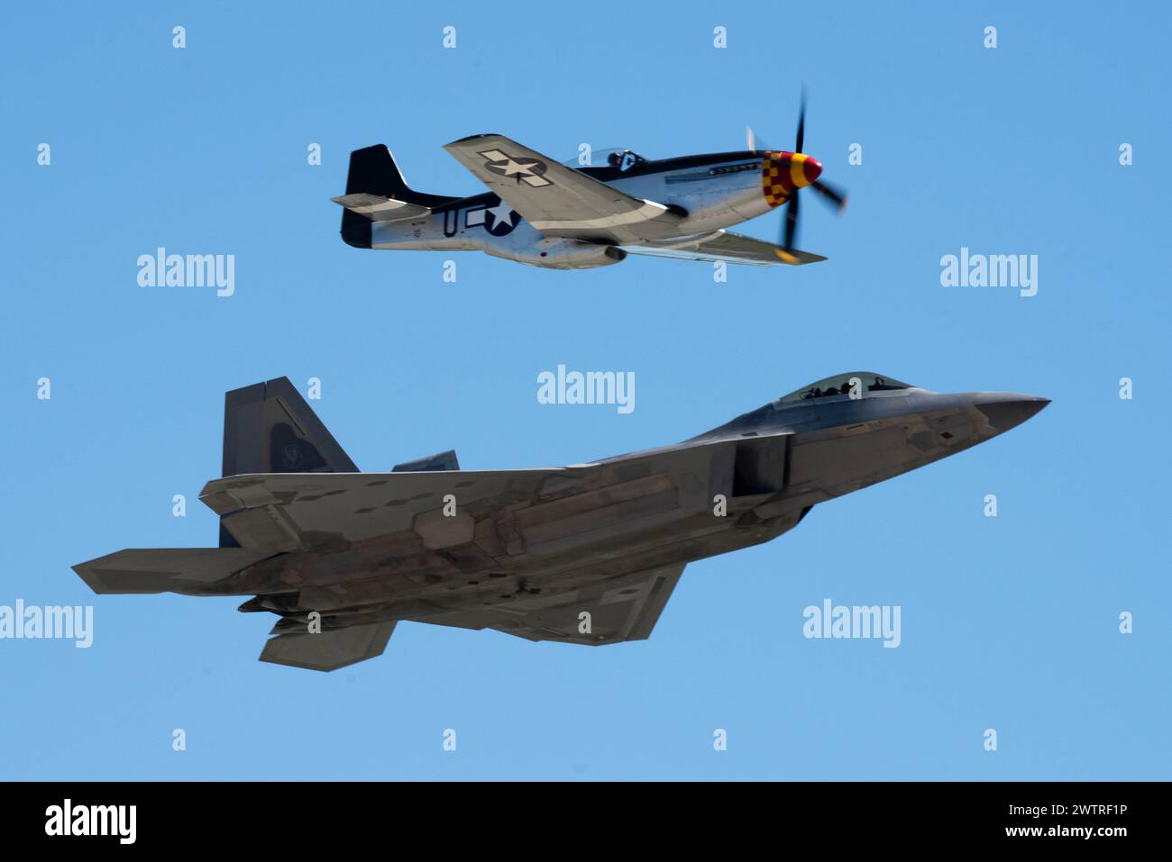Travis afb air show f 22 raptor hi-res stock photography and images - Alamy
