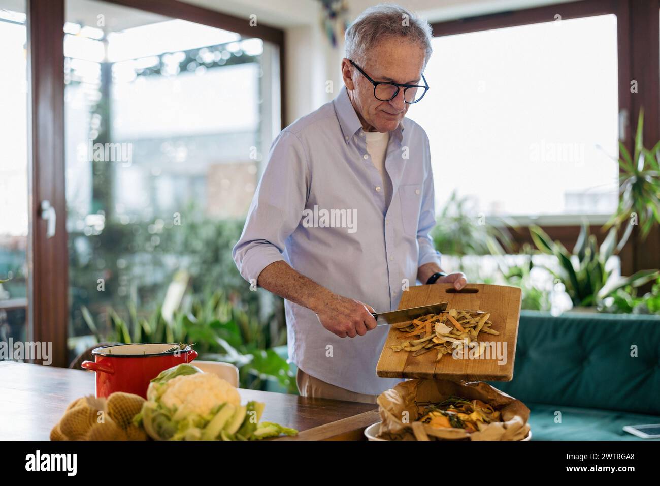 Kitchen waste making compost hi-res stock photography and images - Alamy