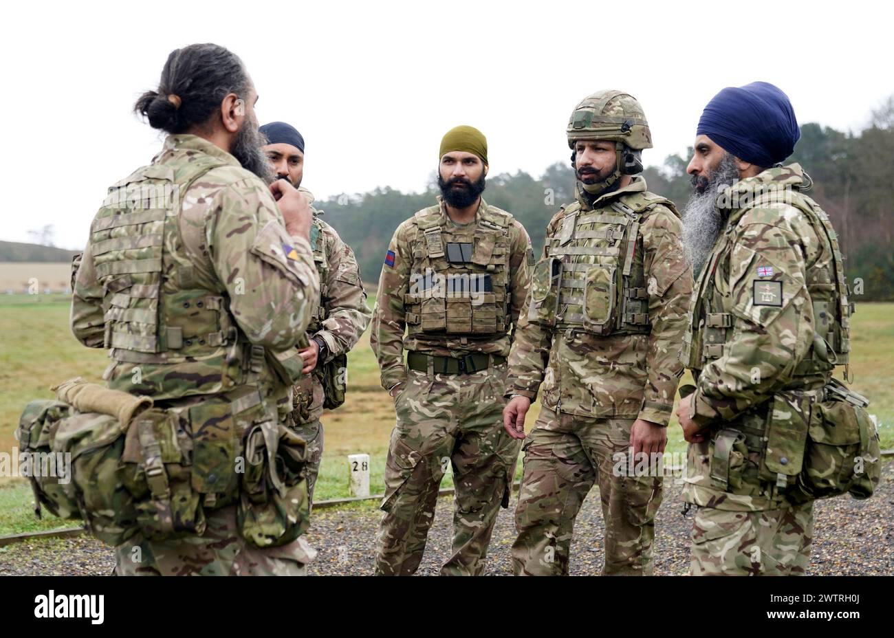Sikh soldiers of the British Army during a break in a shooting ...