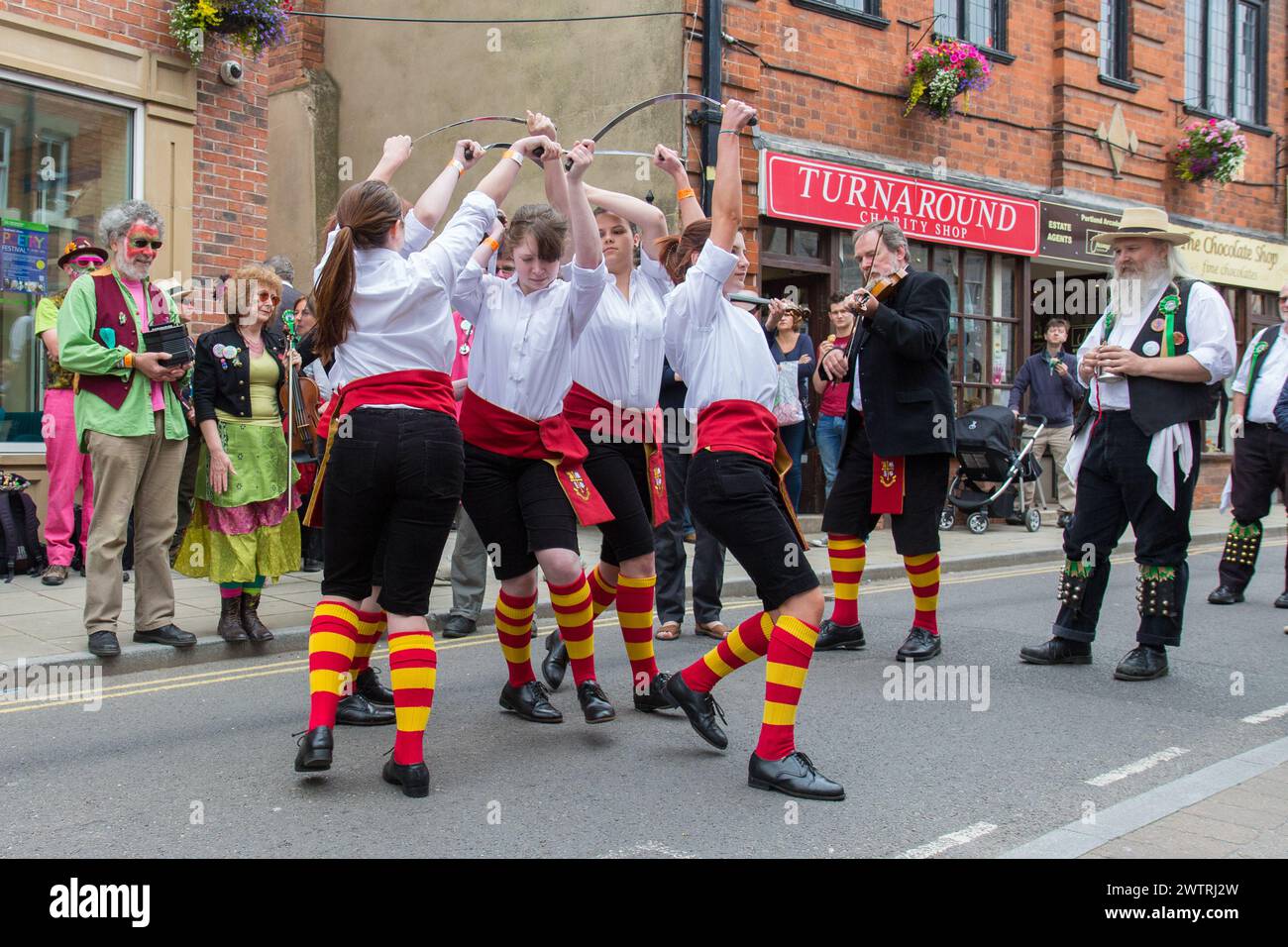 Longsword dance hi-res stock photography and images - Alamy