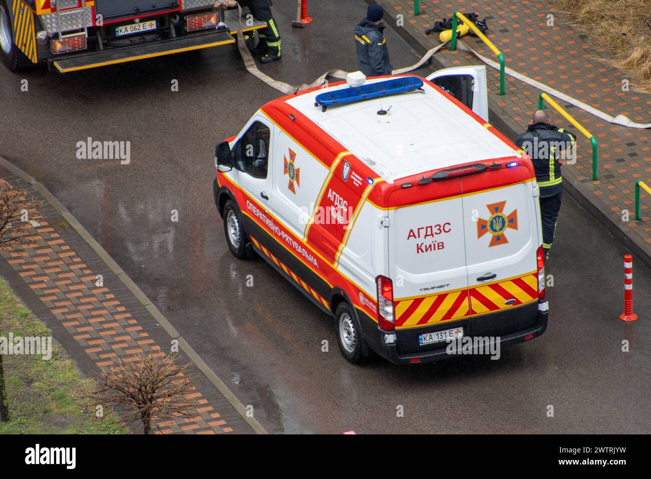 Ukrainian state emergency services hi-res stock photography and images ...