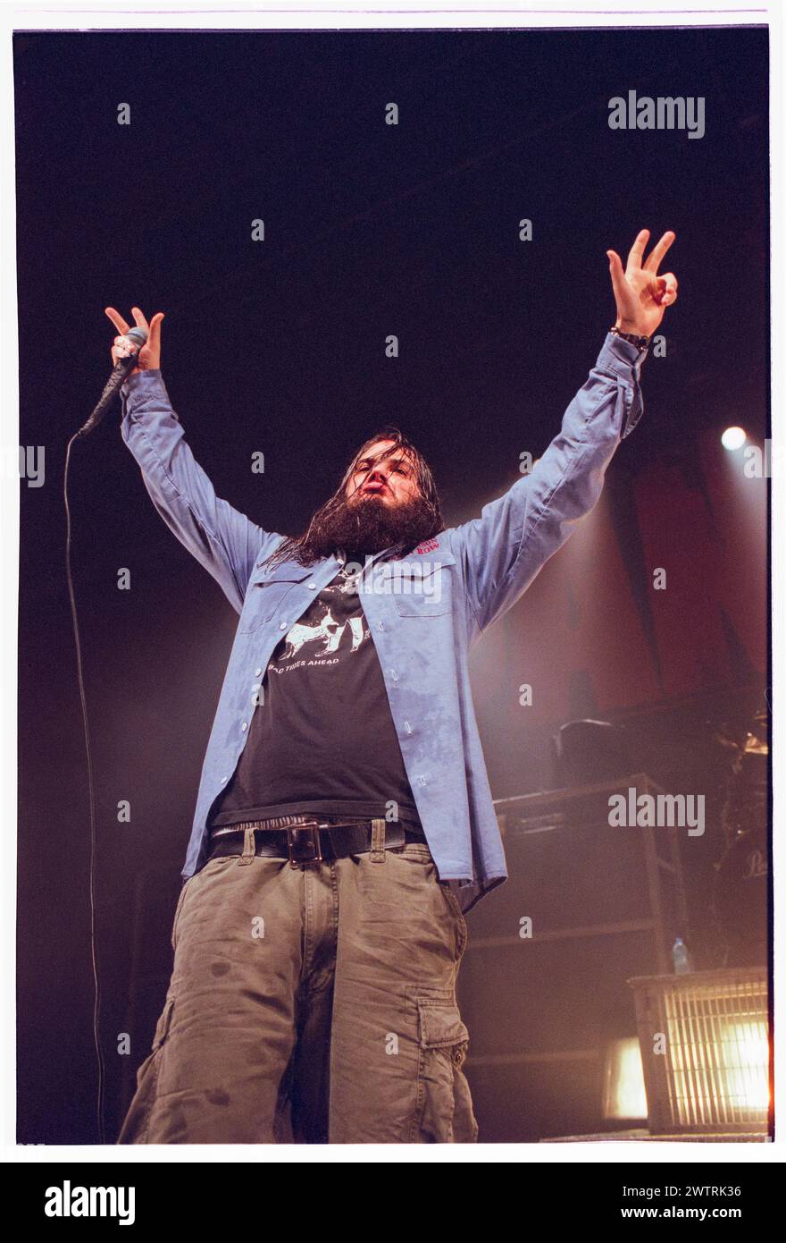 PHIL ANSELMO, PANTERA, 2000: Singer Phil Anselmo of Pantera playing ...