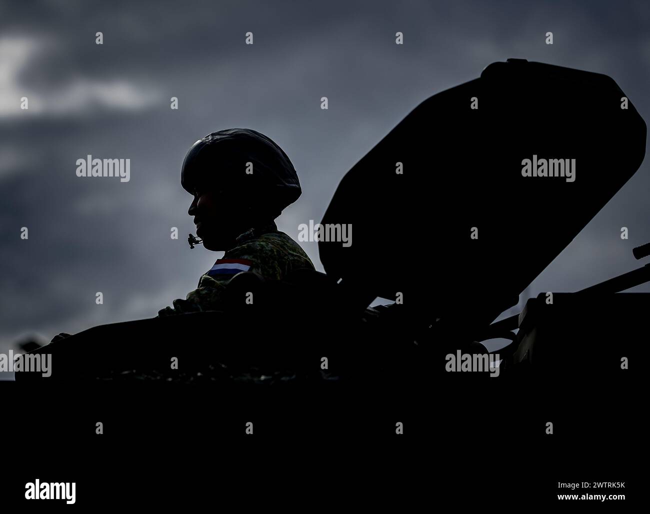 Dutch soldier silhouette hi-res stock photography and images - Alamy