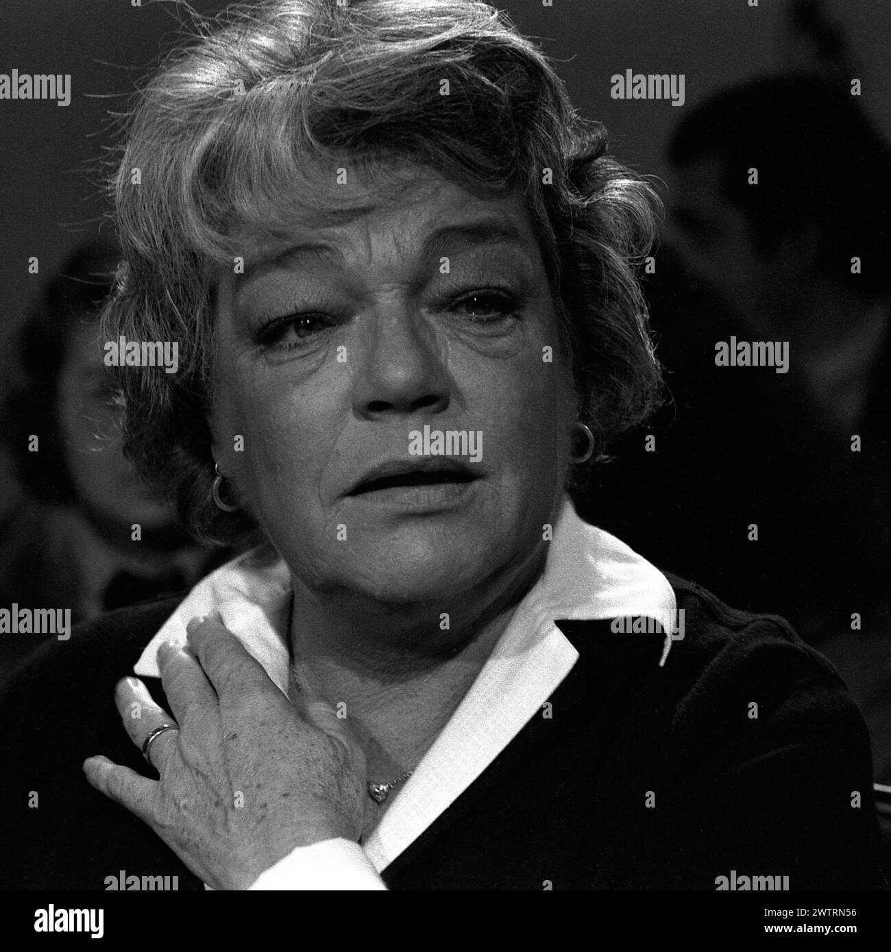 Portrait of Simone Signoret 1977 ©Serge Hambourg/opale.photo Stock ...