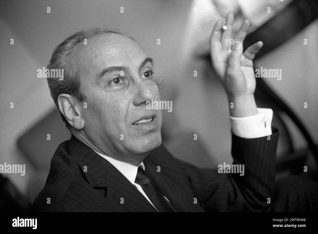 Portrait of Artur London 1969 ©Hambourg/opale.photo Stock Photo - Alamy