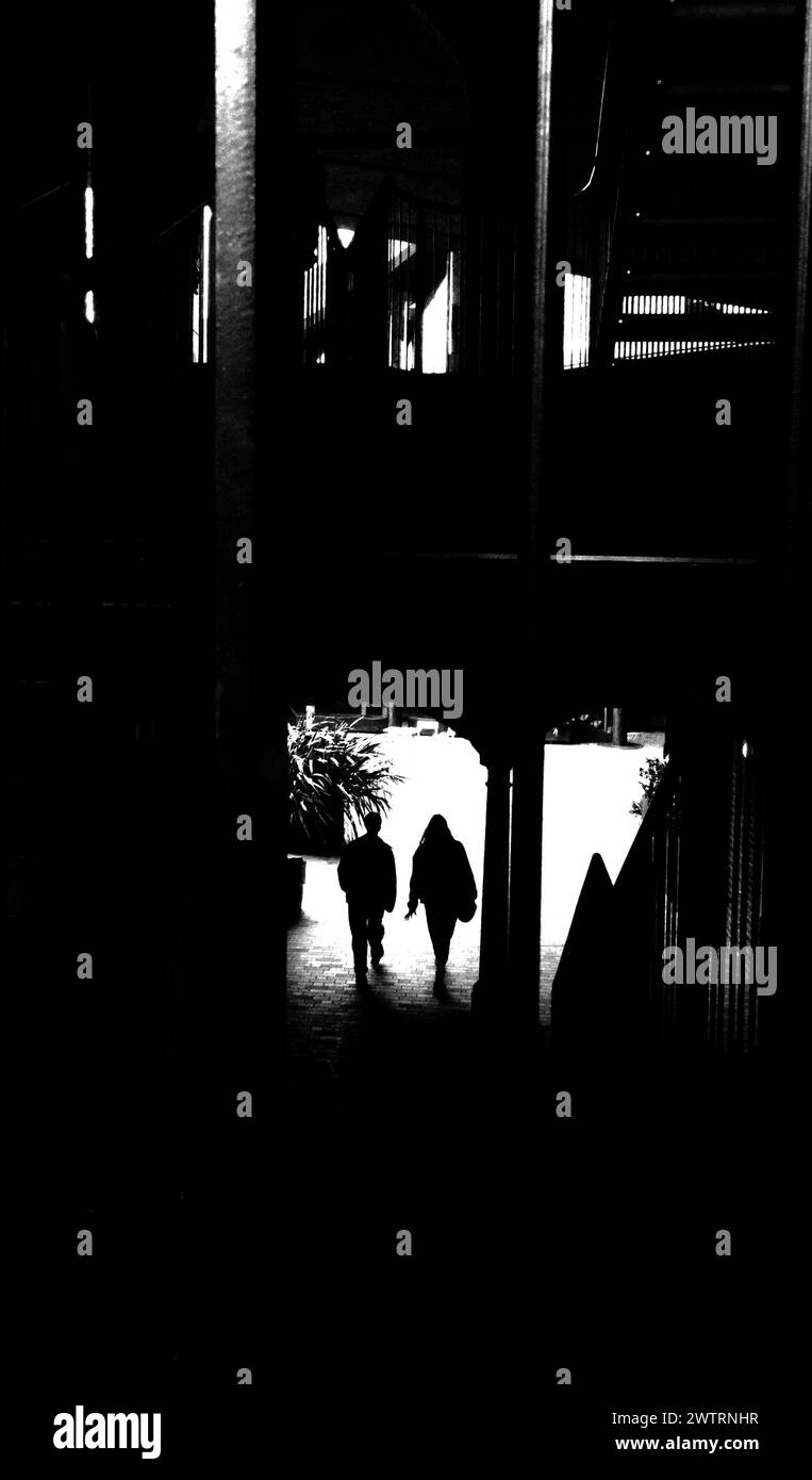 London street silhouette Black and White Stock Photos & Images - Alamy