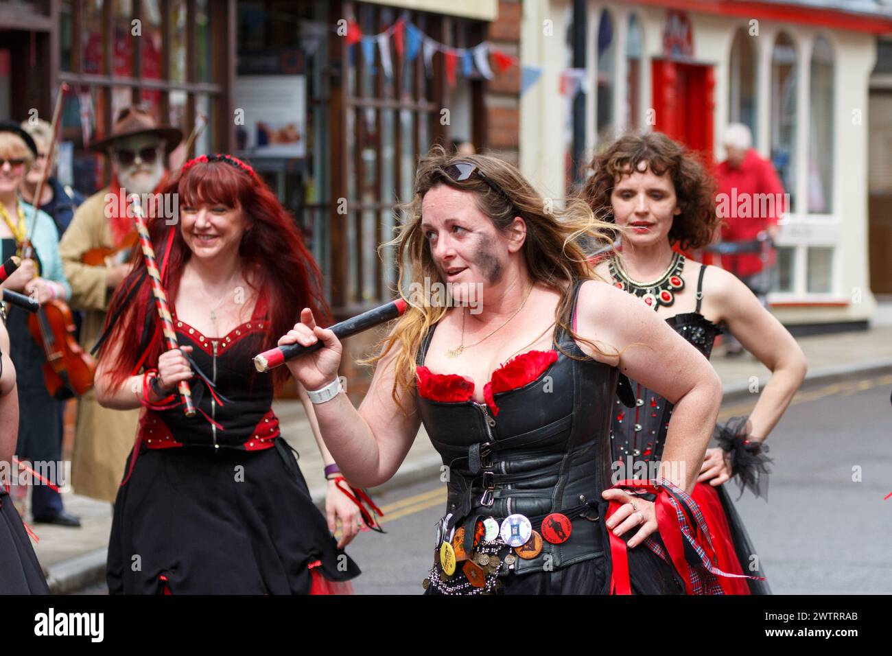 Raving maes hi-res stock photography and images - Alamy