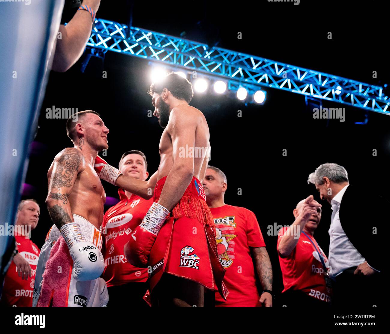 Hamzah Sheeraz vs. Liam Williams - WBC Silver and Commonwealth Middleweight Championships during ...