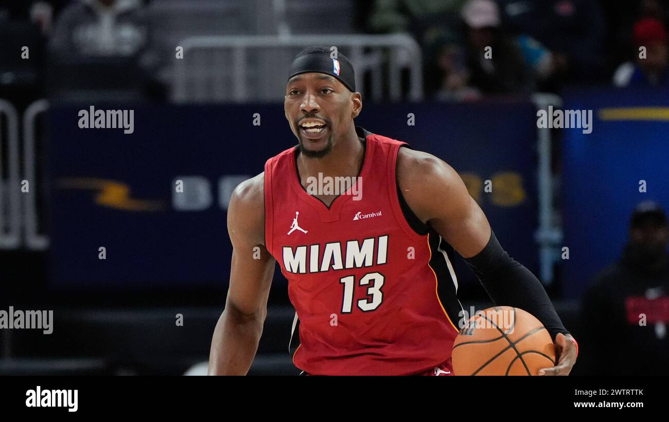 Miami Heat center Bam Adebayo (13) plays against the Detroit Pistons in ...