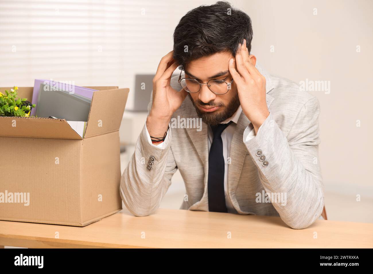 Employee stuff corporate hi-res stock photography and images - Alamy
