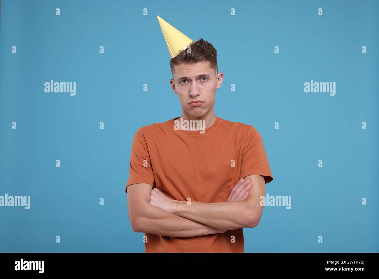 Sad lonely man at party hi-res stock photography and images - Alamy