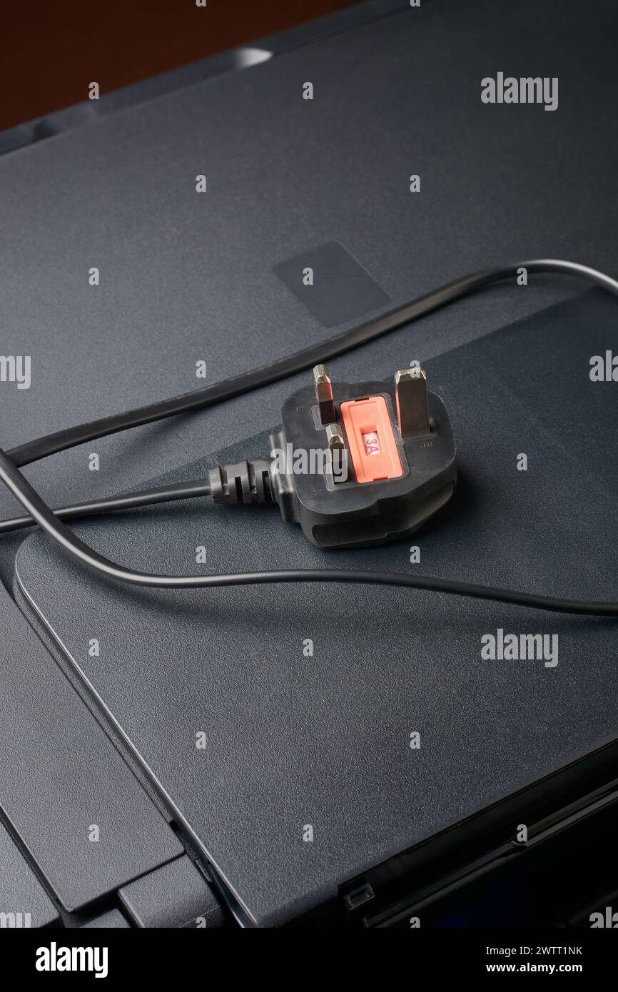 3 pin plug hi-res stock photography and images - Alamy