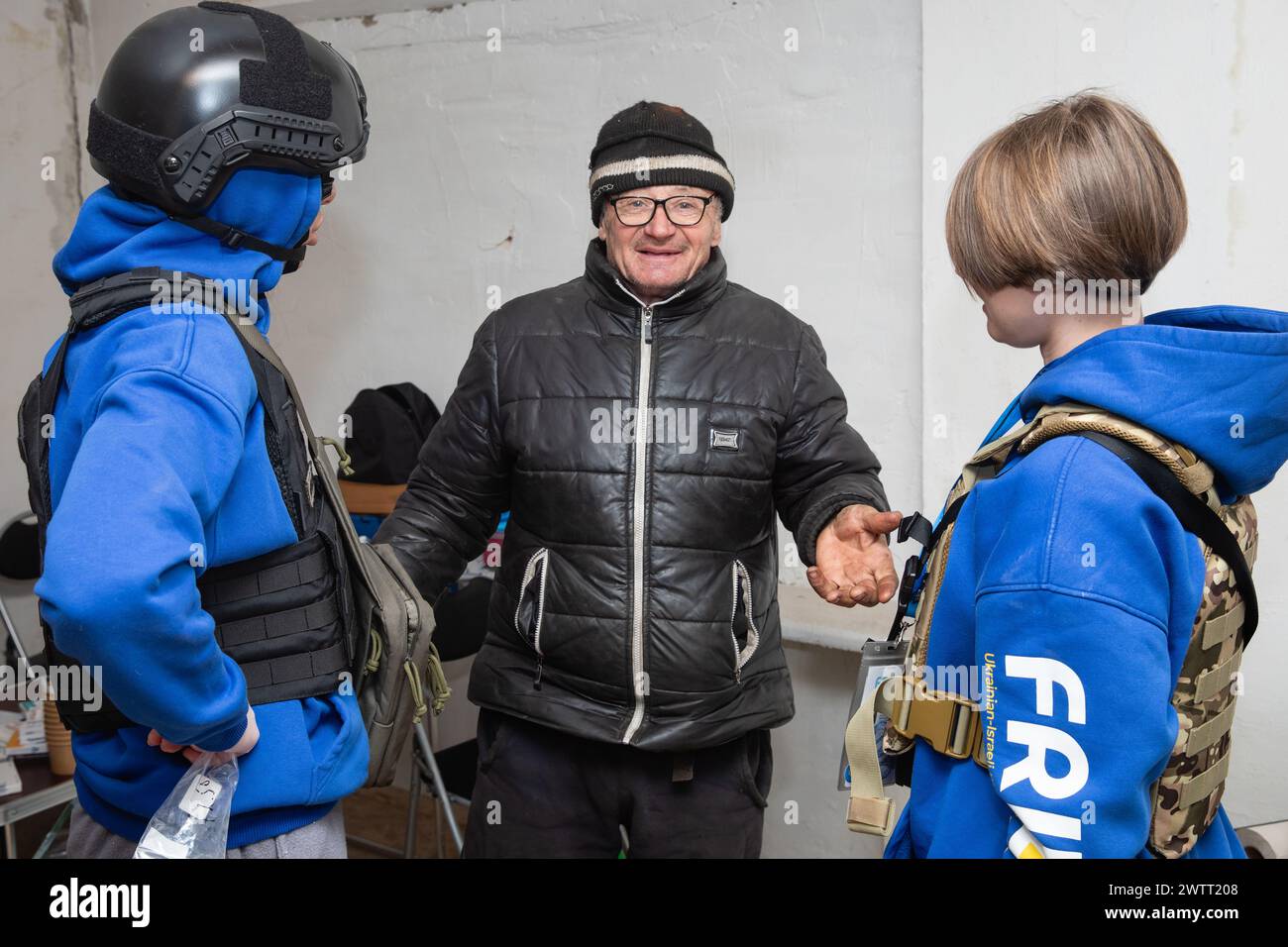 A local resident seen thanking doctors from Frida Ukraine Volunteer ...